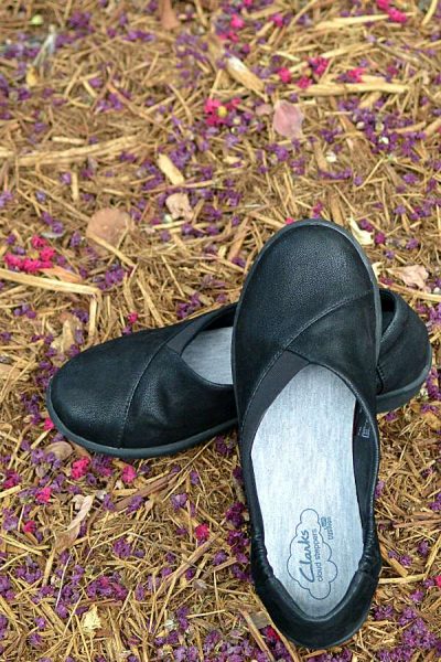 Clarks Cloud Steppers Shoes Review - Eighty MPH Mom